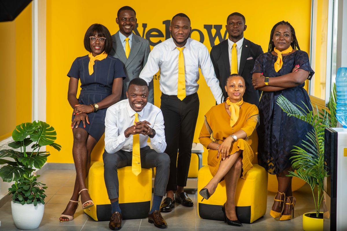 Qui sommes Nous? ∞ Yellow Factoring